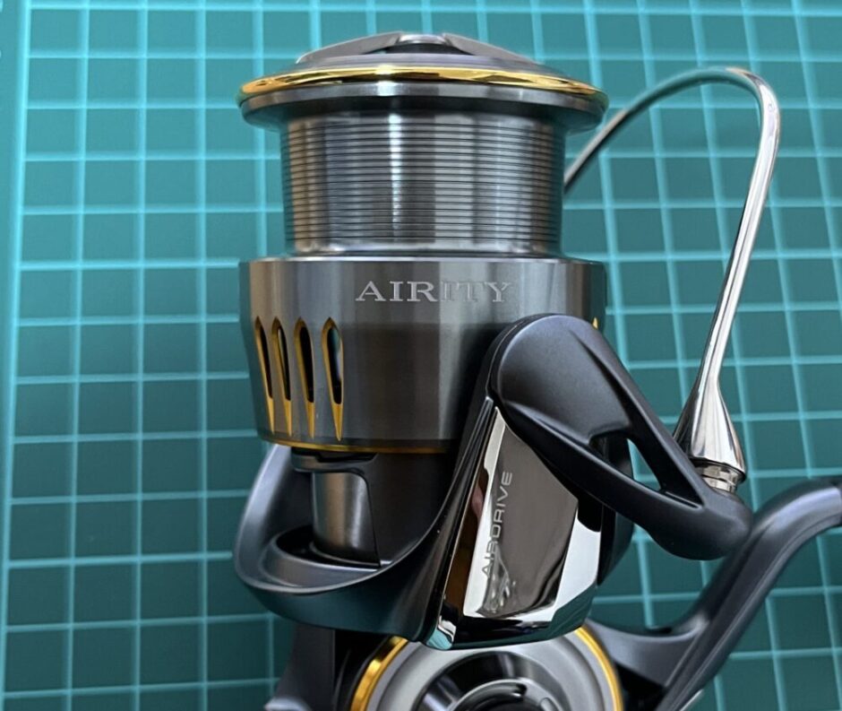 【23エアリティPC LT3000 インプレ】ヴァンキッシュ以上の剛性感とマグシールド感の少ない軽快な巻き心地 | PEIのタックル研究所